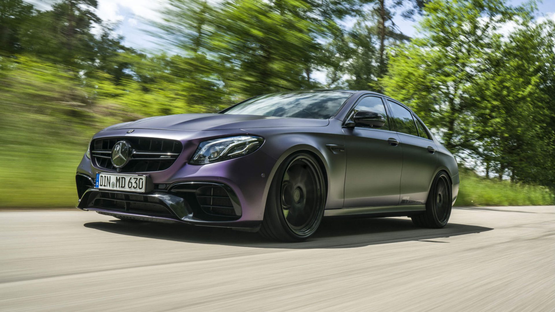 Mercedes-AMG E63 W213 - Vollfolierung in KPMF Purple/Black Iridescent ...