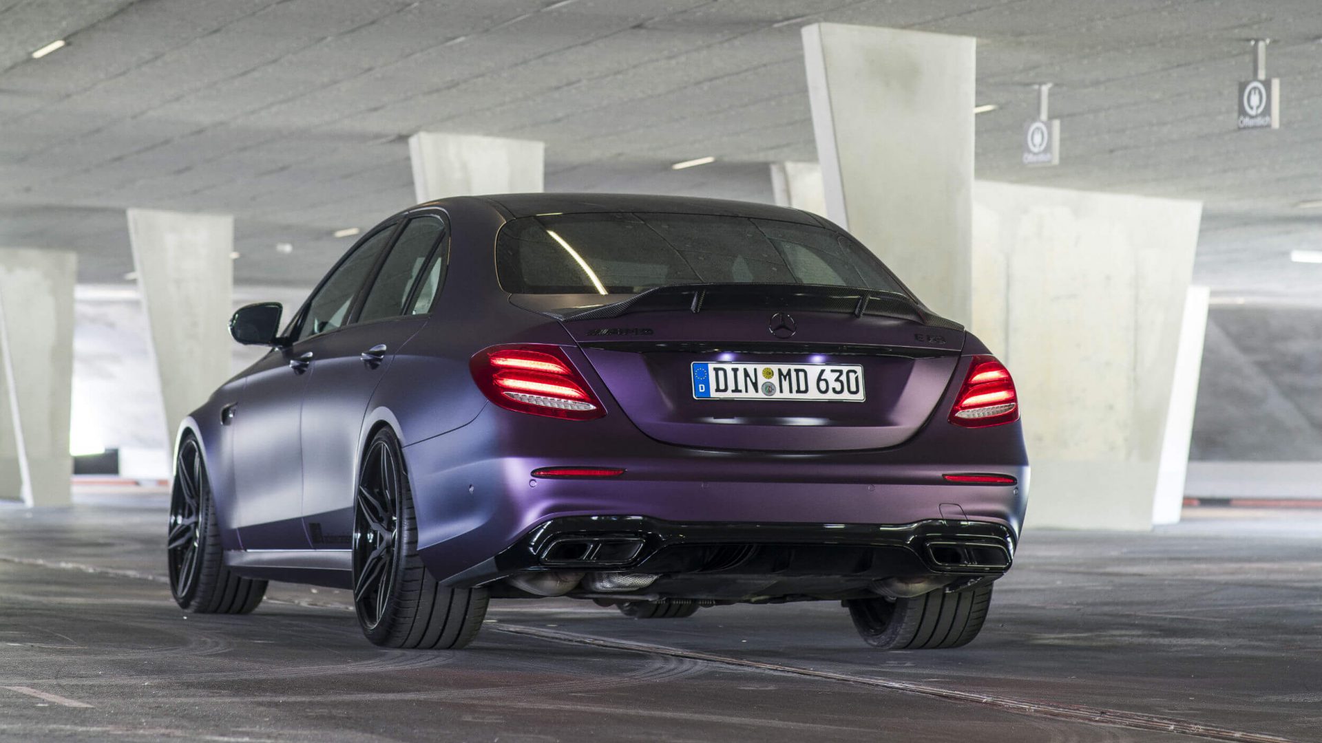Mercedes-AMG E63 W213 - Vollfolierung in KPMF Purple/Black Iridescent ...