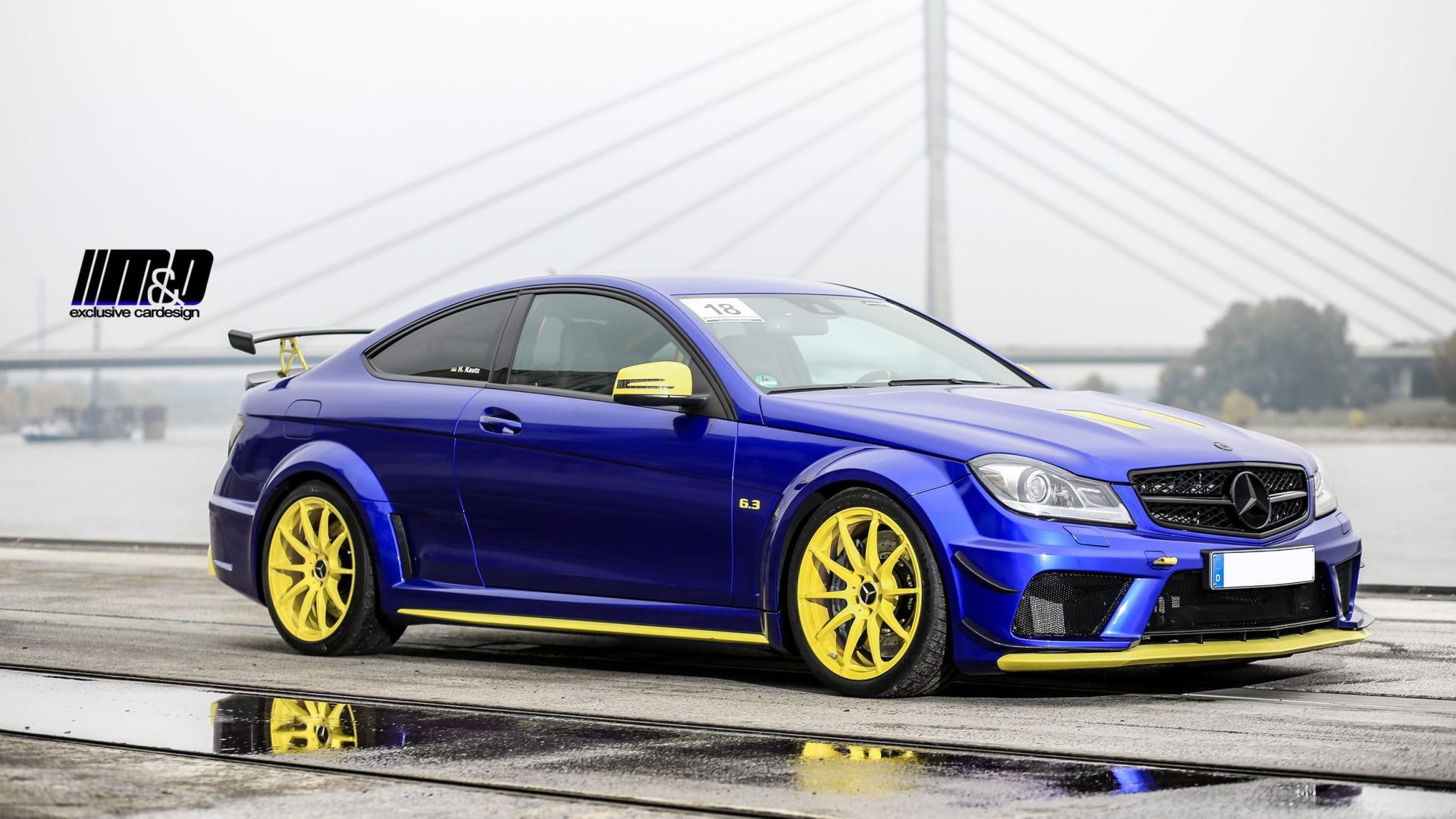 Mercedes C204 Coupe AMG 63 Black Series - Folierung in Deep Blue ...