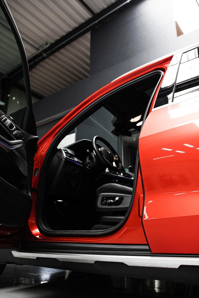 BMW X5 G05 - Folierung in PWF Ruby Red CC 4115 - M&D exclusive cardesign