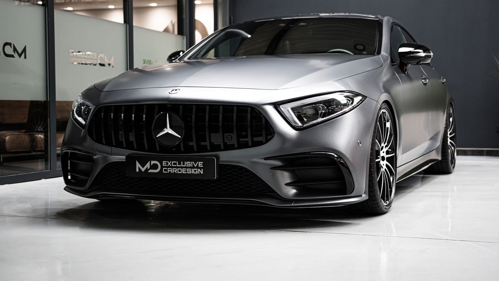 Mercedes-AMG CLS 400 C257 - Folierung in PWF Matt Dark Charcoal CC 4015 ...
