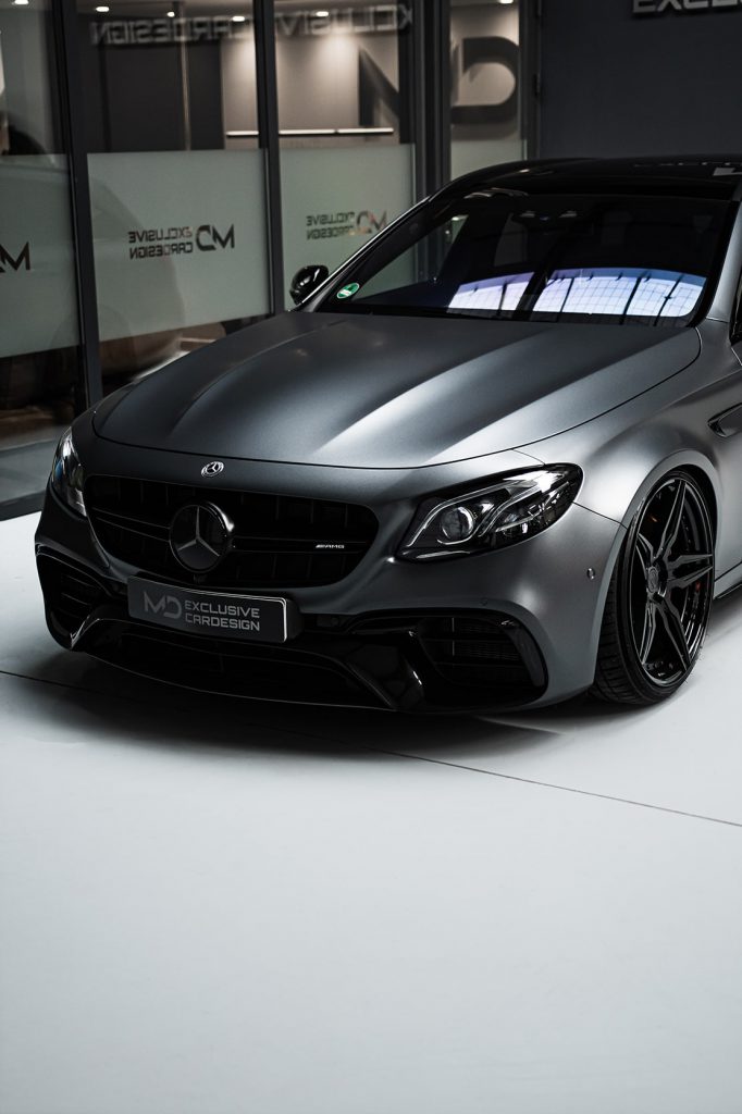 Mercedes-AMG E63s S213 T-Modell - Wrapping in PWF Matt Dark Charcoal CC 4015 - M&D exclusive ...