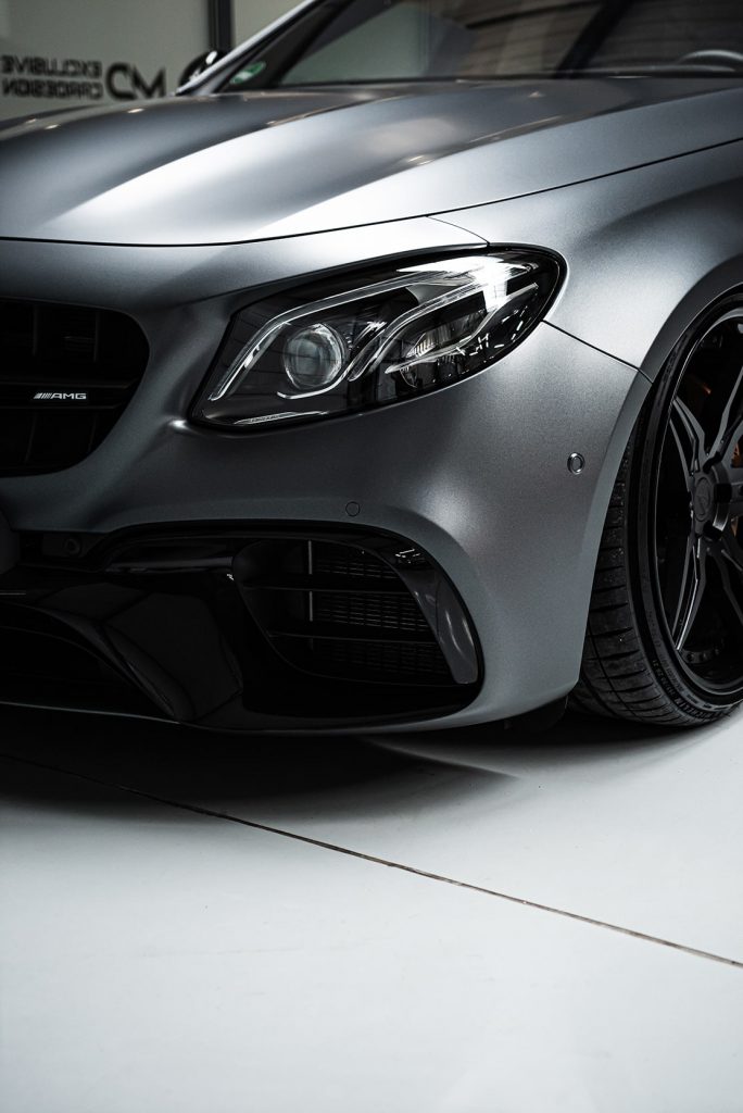 Mercedes-AMG E63s S213 T-Modell - Wrapping in PWF Matt Dark Charcoal CC 4015 - M&D exclusive ...