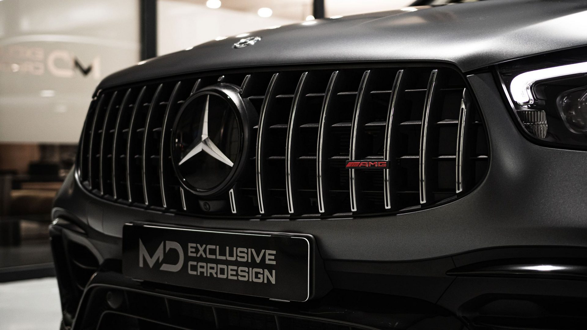Mercedes-AMG GLC 63 SUV X253 - Folierung in PWF Matt Dark Charcoal CC ...