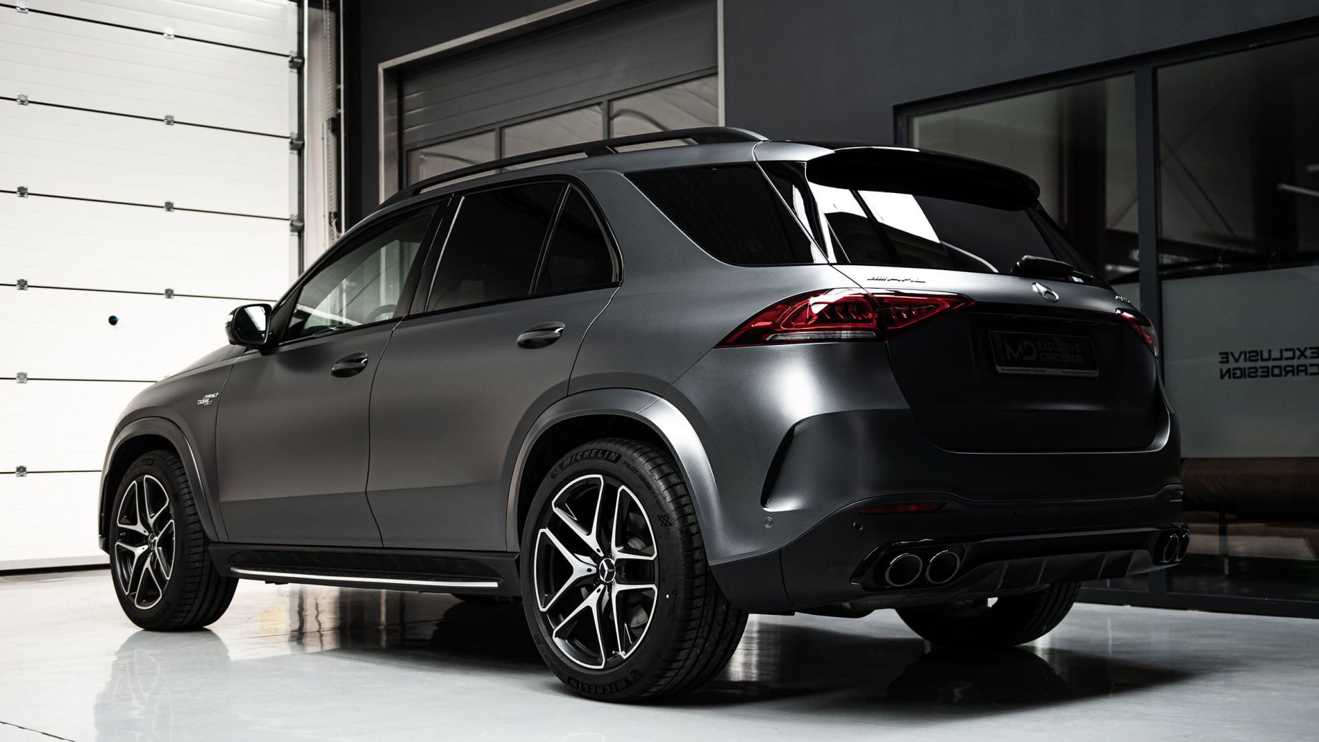 Mercedes-AMG GLE 63 SUV W167 - Folierung in PWF Matt Dark Charcoal CC ...