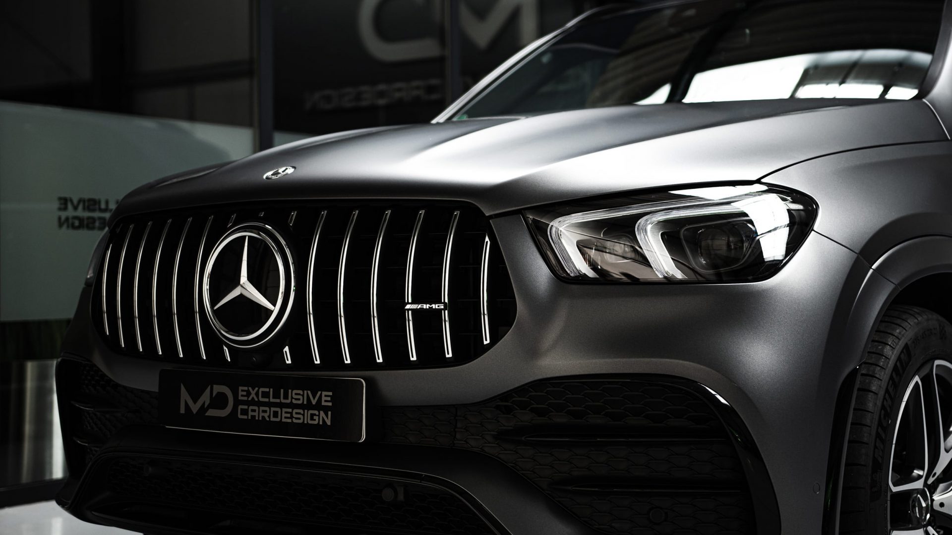 Mercedes-AMG GLE 63 SUV W167 - Folierung in PWF Matt Dark Charcoal CC ...