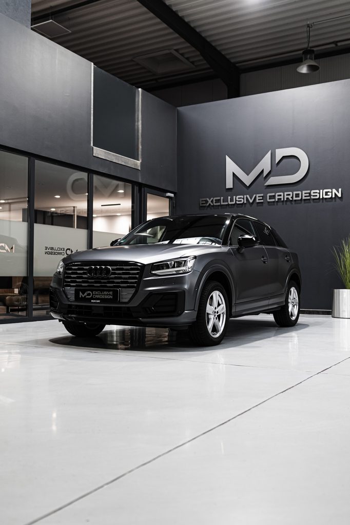 Audi Q2 - Wrapping in PWF Matt Dark Charcoal CC 4015 - M&D exclusive ...