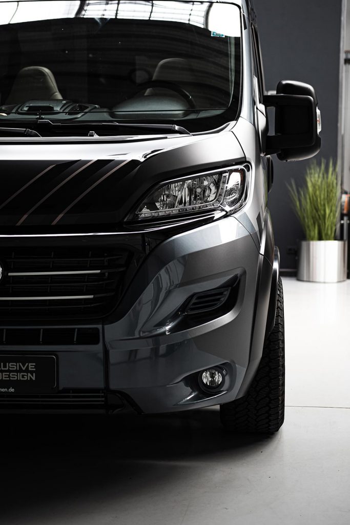 Fiat Ducato - Designfolierung - Art Tech-Camouflage Optik - M&D ...