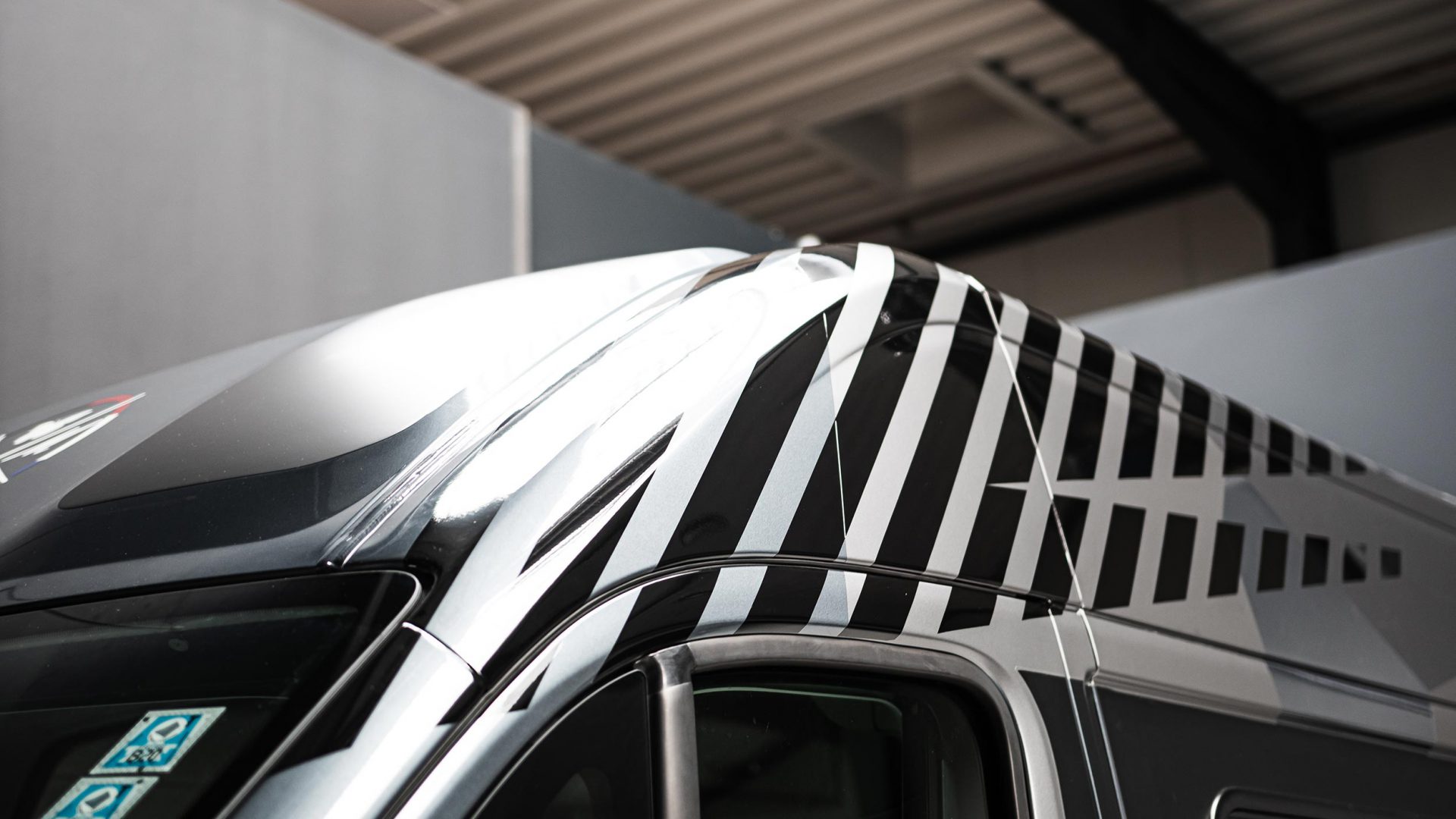 Fiat Ducato - Designfolierung - Art Tech-Camouflage Optik - M&D ...