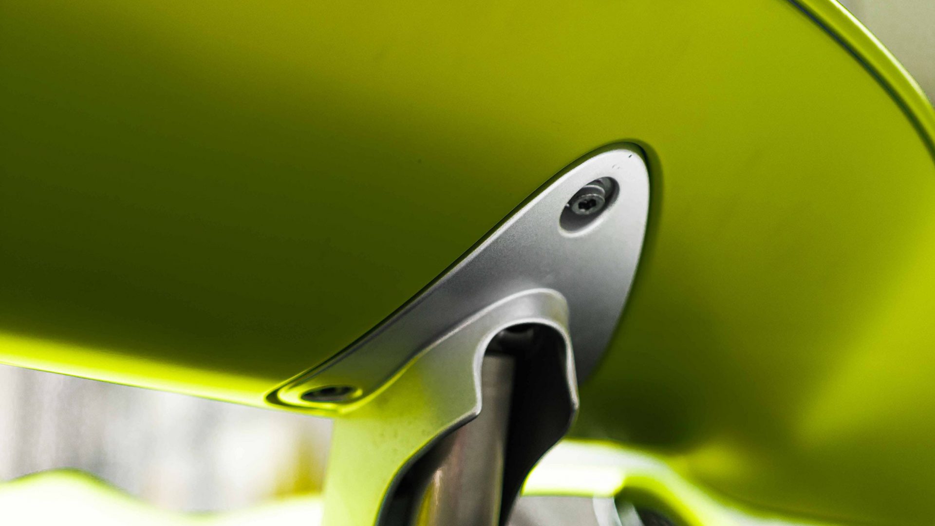 McLaren 720S - Folierung in PWF Matt Lizard Lime CC 4170 - M&D ...