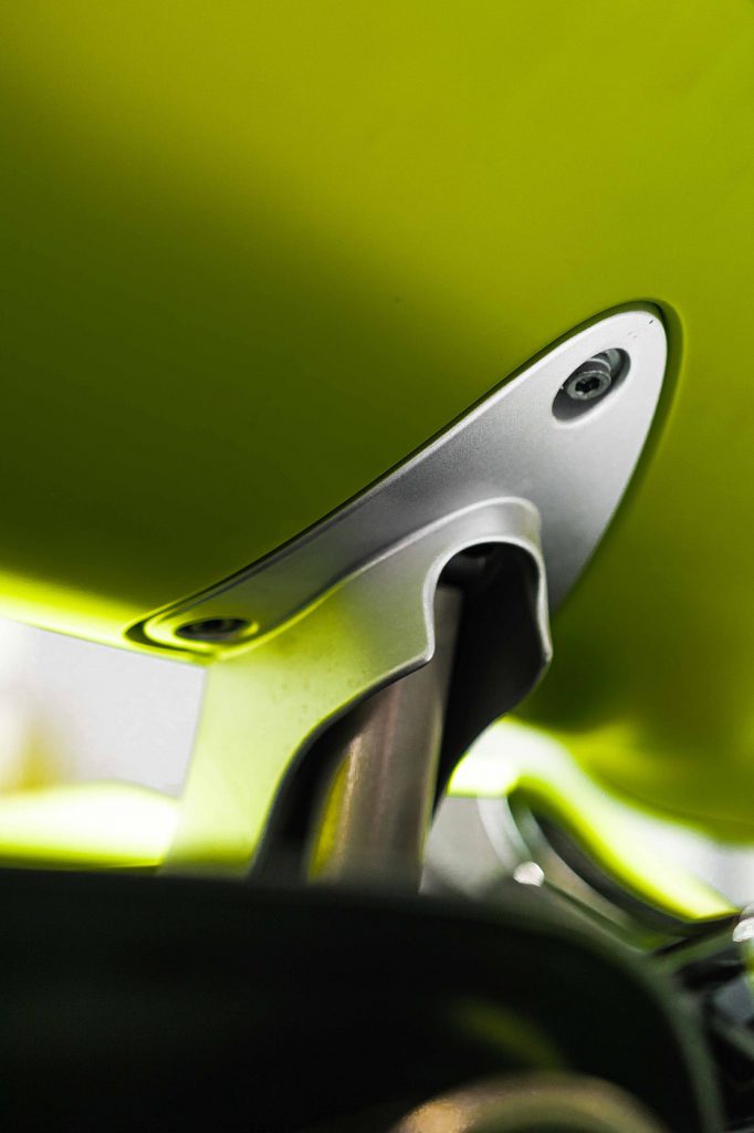 McLaren 720S - Wrapping in PWF Matt Lizard Lime CC 4170 - M&D exclusive ...