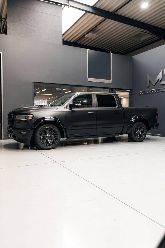 Dodge RAM 1500 - Wrapping with Oracal Matte Satin Black - M&D exclusive ...