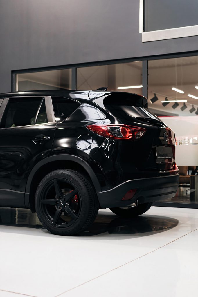 Mazda CX5 Designfolierung - Two Face Design in PWF Ruby Red - M&D ...