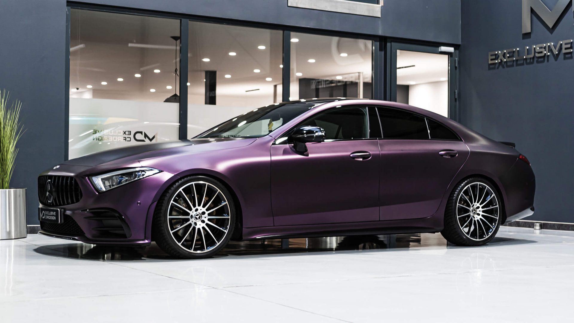 Mercedes-AMG CLS 53 C257 - Folierung in PWF Matt Midnight Purple CC ...