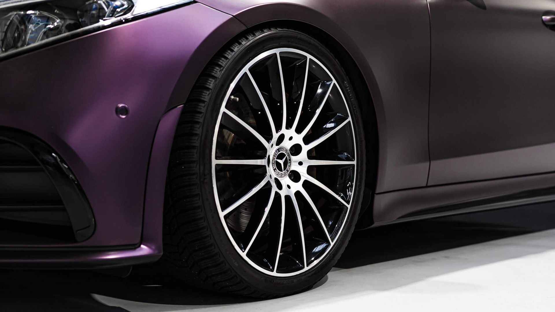 Mercedes-AMG CLS 53 C257 - Folierung in PWF Matt Midnight Purple CC ...