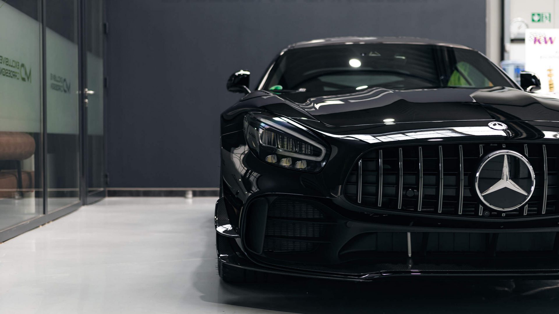 Mercedes-AMG GT R PRO - Steinschlagschutzfolierung - XPEL Ultimate Plus PPF Lackschutz Folie - M ...