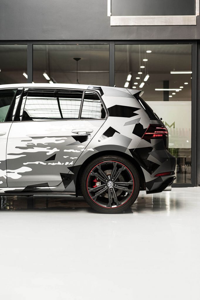 Volkswagen Golf 7 GTI - Designfolierung - Colorshift-Effekt - M&D ...