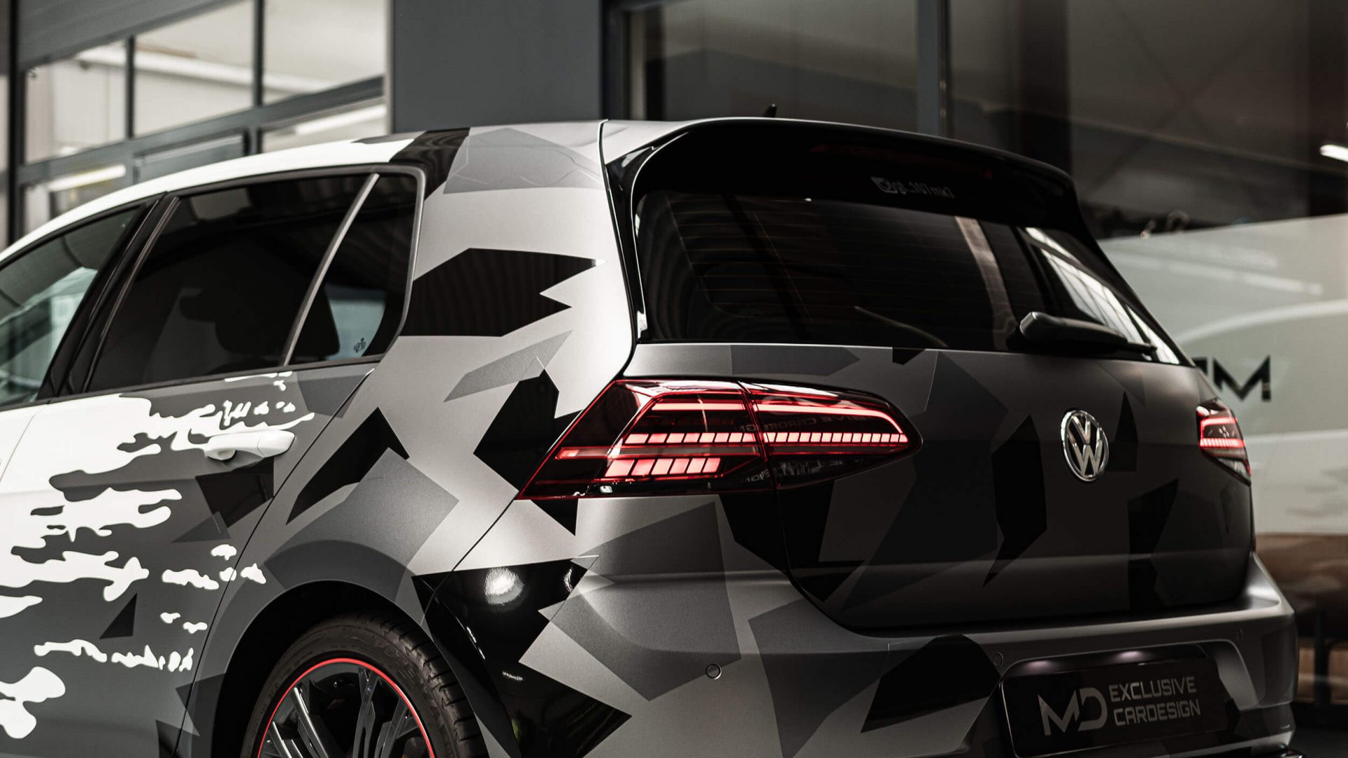 Volkswagen Golf 7 GTI - Designfolierung - Colorshift-Effekt - M&D ...