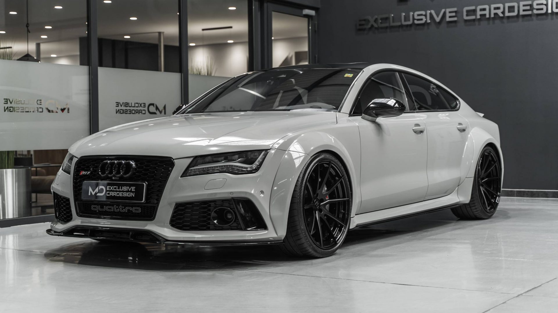 Audi RS Q8 - Folierung in PWF Chalk Grey CC 4166 - M&D exclusive ...