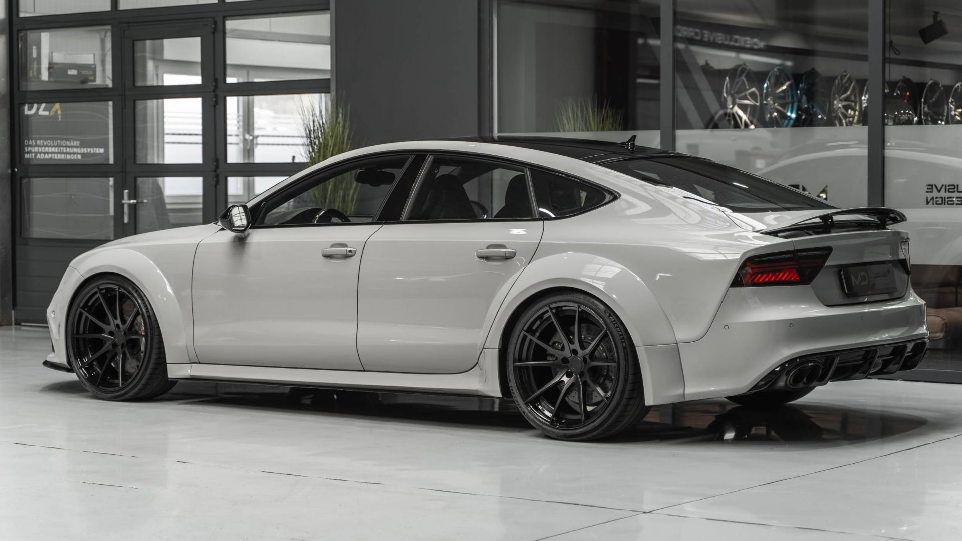 Audi RS Q8 - Folierung in PWF Chalk Grey CC 4166 - M&D exclusive ...