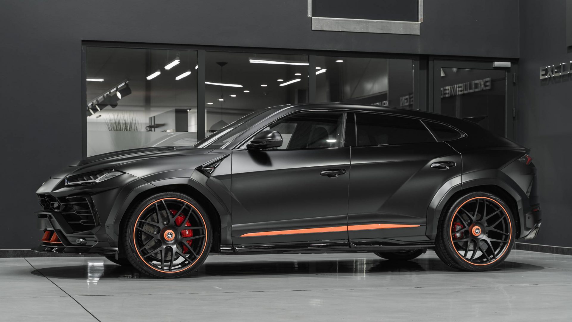 Lamborghini Urus Nero Noctis Matte - Paint Protection - XPEL STEALTH ...