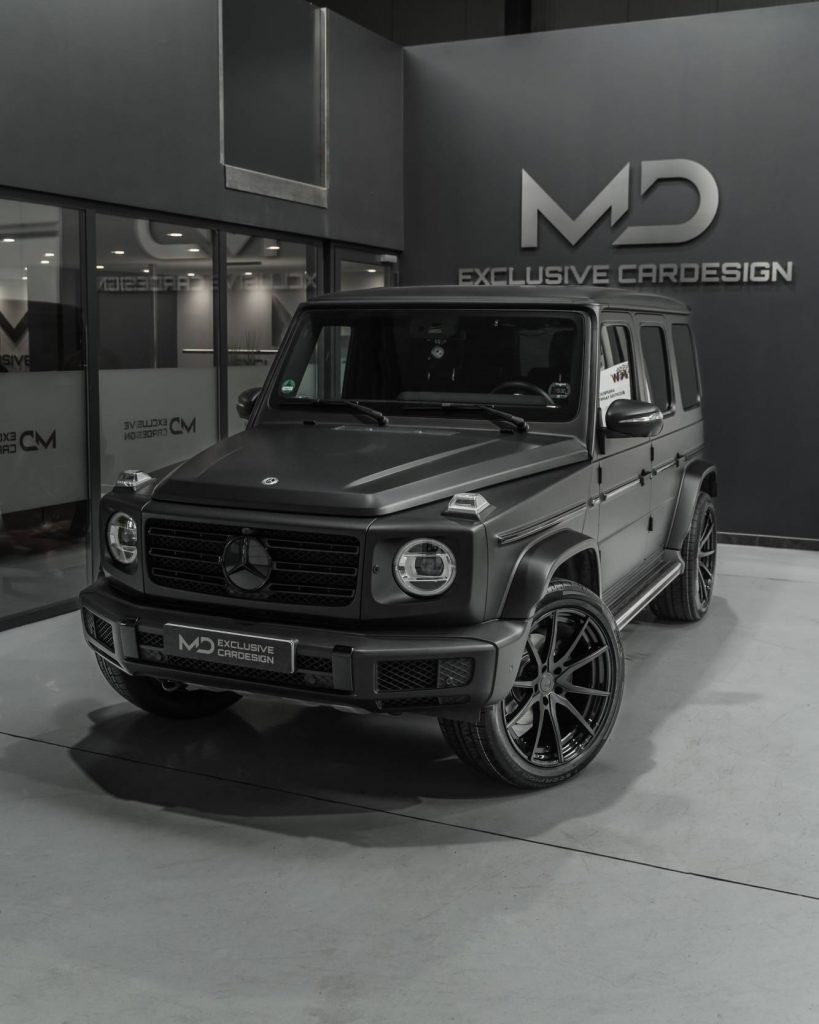 Mercedes G500 W463 - Wrapping in Oracal Black Satin - M&D exclusive ...